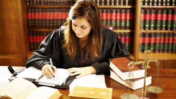 What is Mooting? A guide for law students - journal Evess